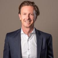 Robert Swanson - LinkedIn, Twitter