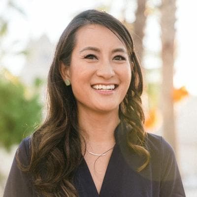 Julianne Ashlock - Facebook, LinkedIn, Twitter