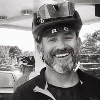 Hoby Albright - Facebook, LinkedIn